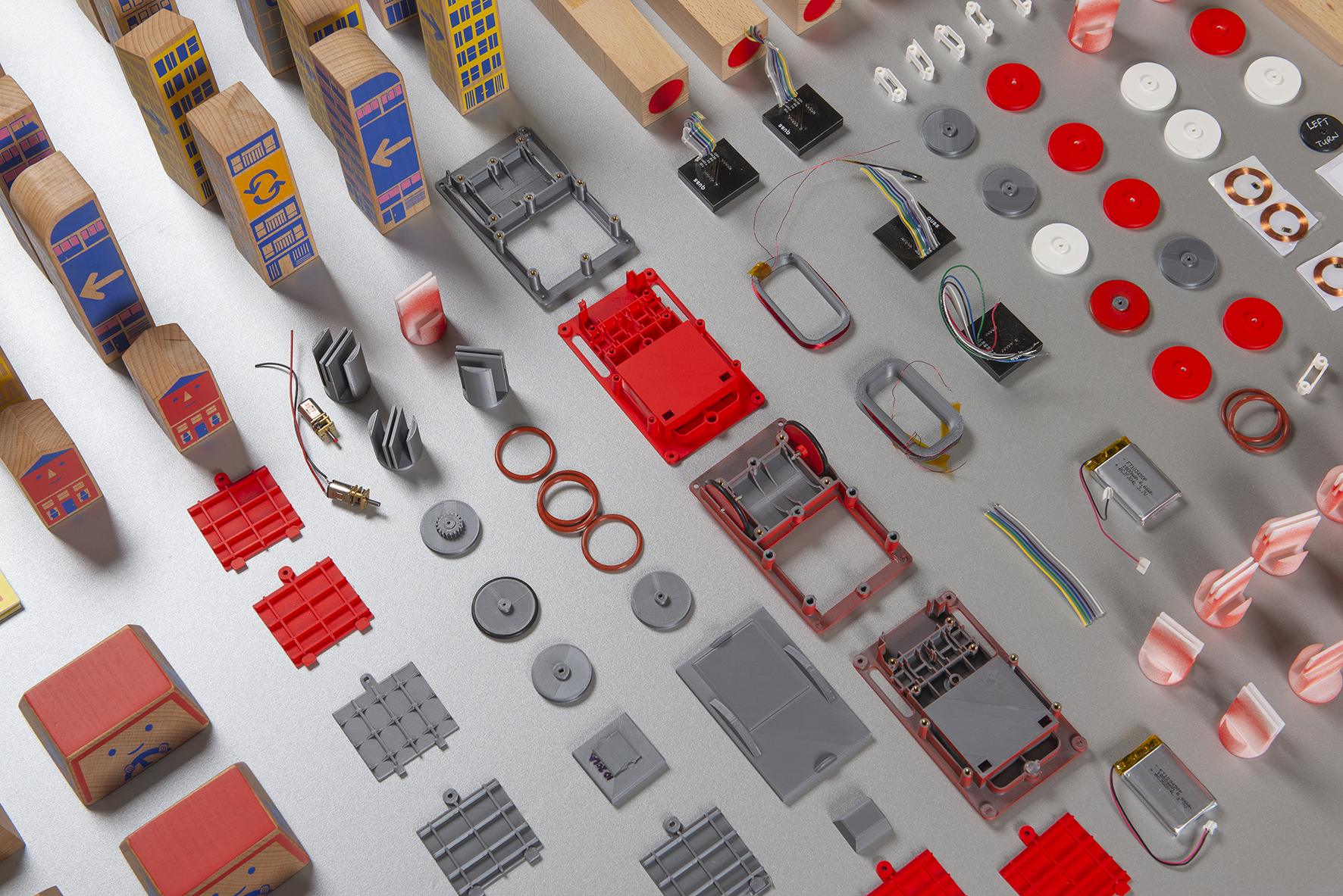 Cody Block, a new Montessori inspired coding toy | Robots-Blog