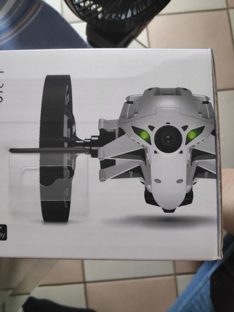 Robots-Blog | Parrot Jumping Sumo Drone | News about Robots, Drones, AI, Robotics, Electronics ...