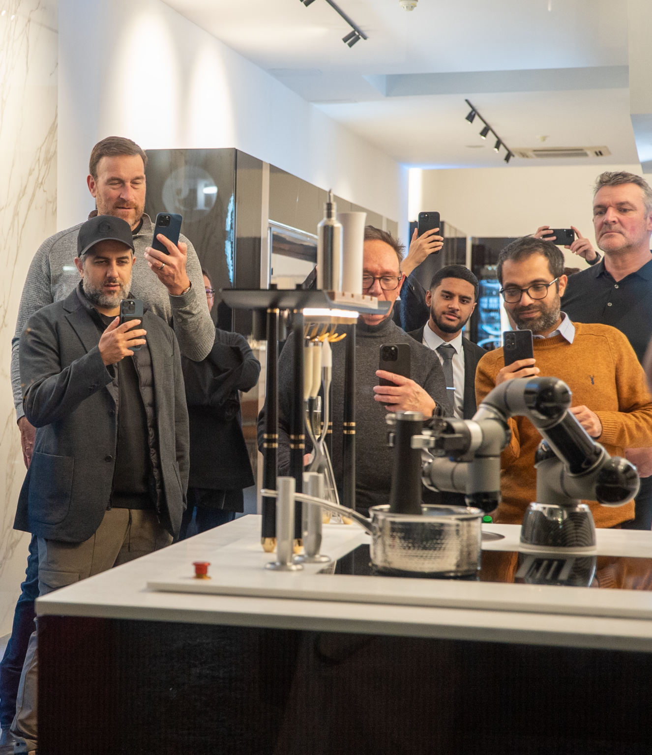 Robots-Blog | Moley Robotics Unveils World’s First Luxury Robot Kitchen ...