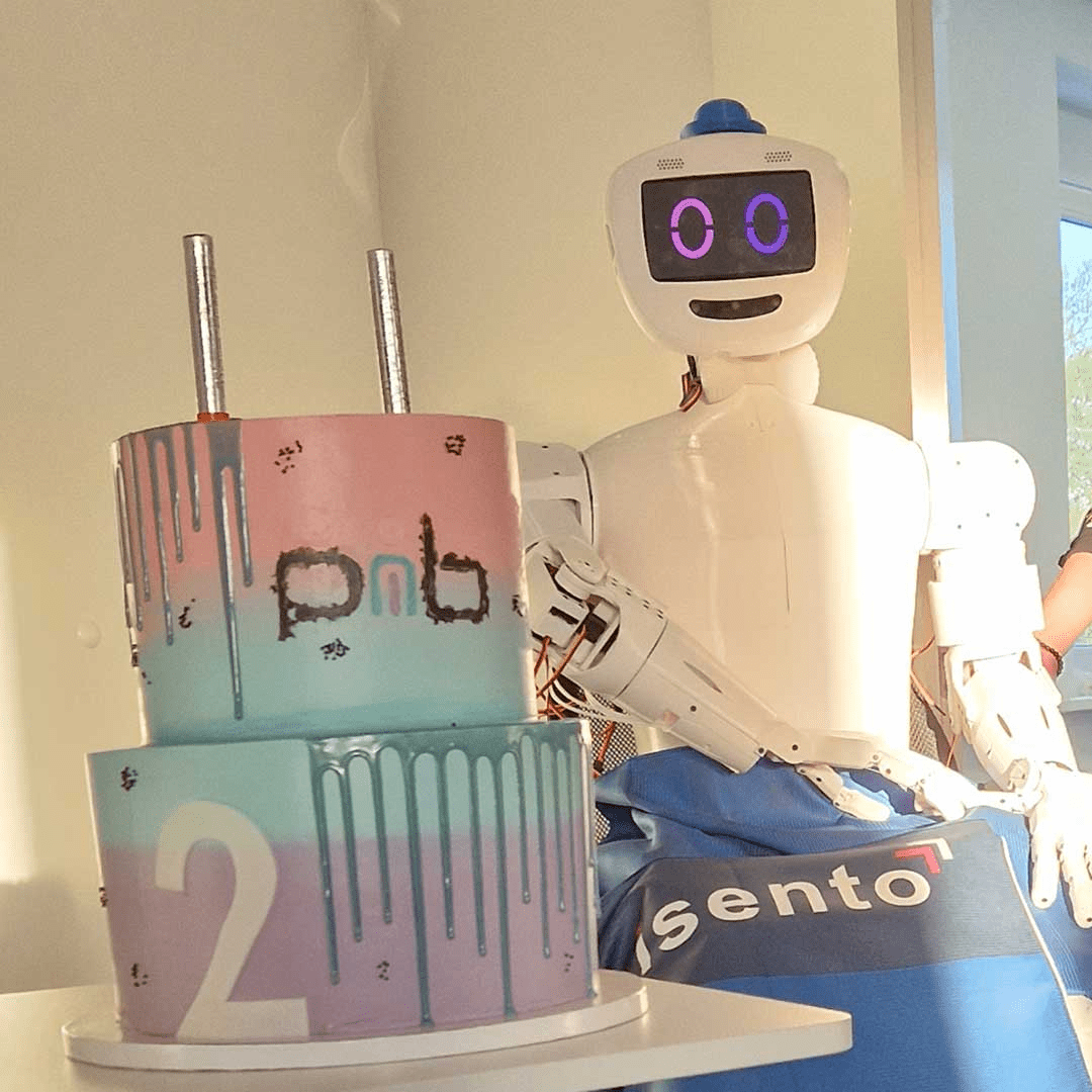 Robots-Blog | At The Bleeding Edge Of Robotics: 2 Year Milestone For ...