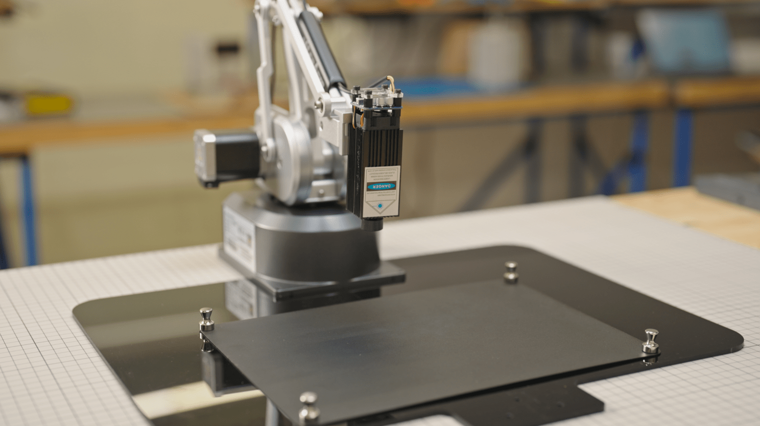 Robots-Blog | image-79 | News about Robots, Drones, AI, Robotics, Electronics, Gadgets, Toy ...