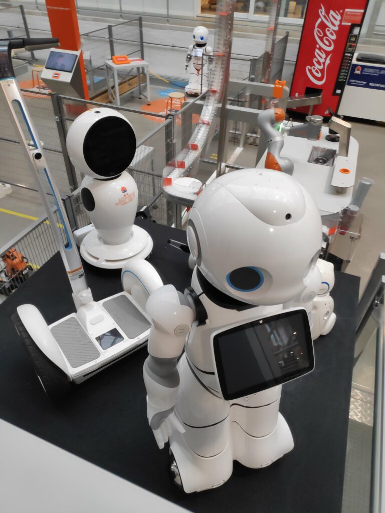Robots-Blog | Robots-Blog visiting Robotland in Essen, Belgium | News ...