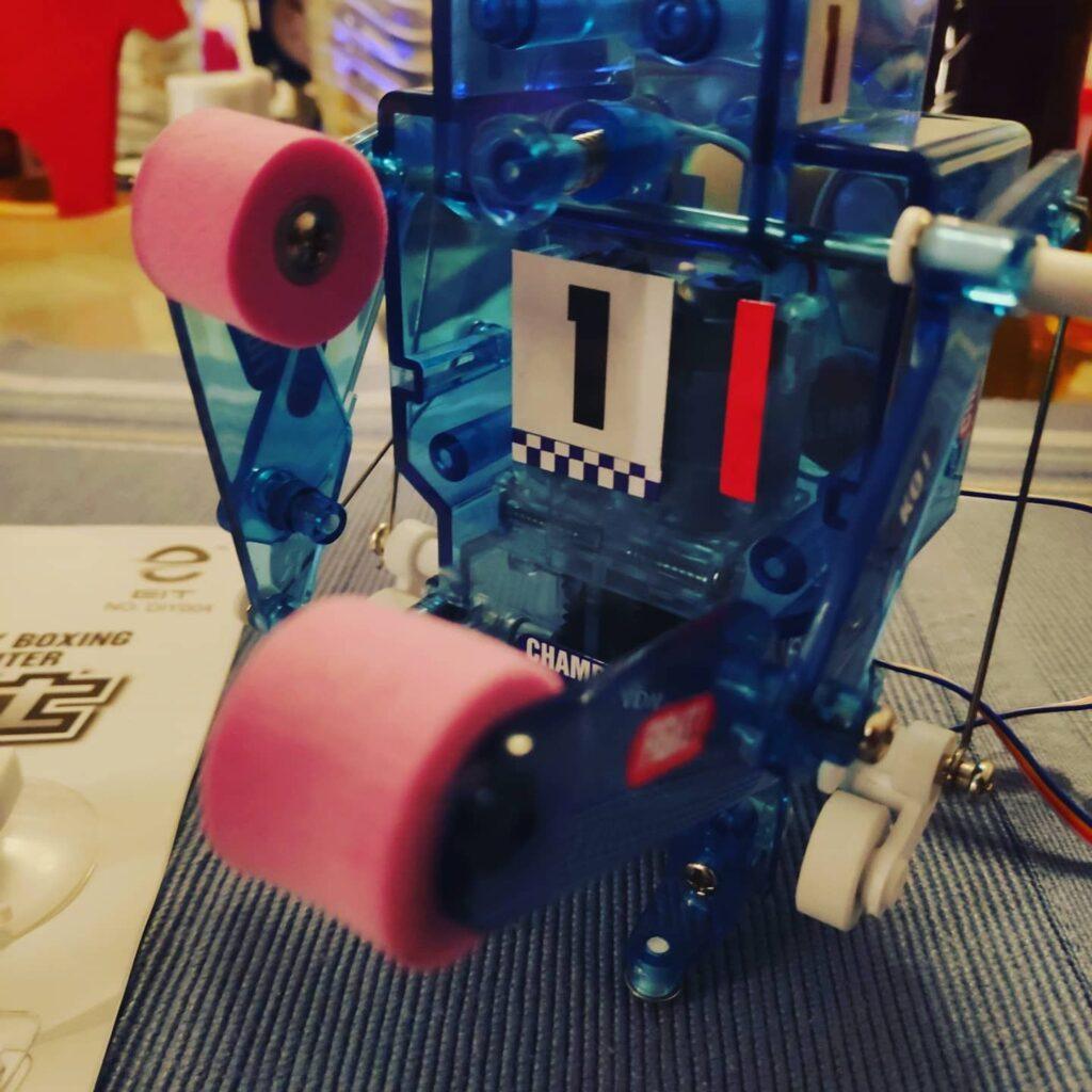 Robots-Blog | EIT DIY Boxing Robot – Build your own Boxer Robot | News ...